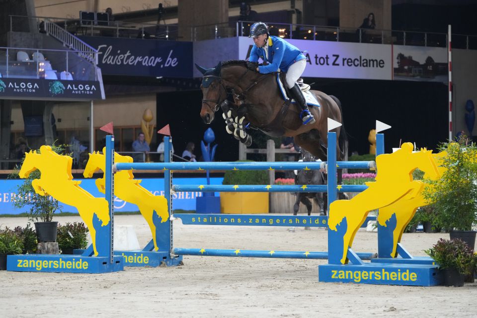 Christian Ahlmann and D'Aganix 2000 Z win the Open Sires of the World!