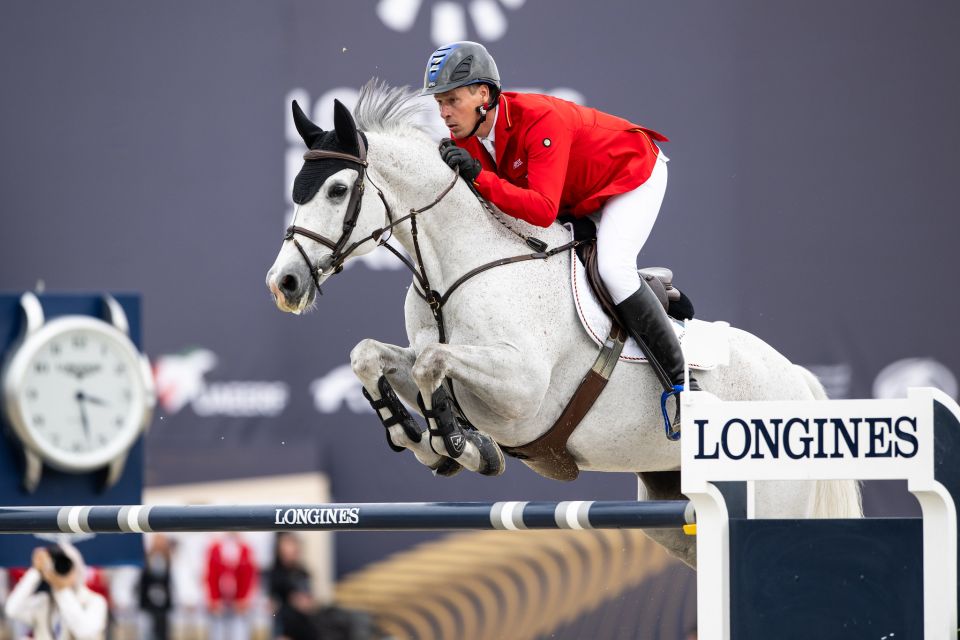 Christian Ahlmann and Blueberry help Germany to gold in Abu Dhabi