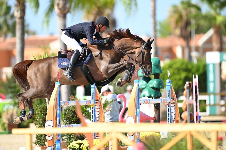 Mathijs van Asten and Vedet Dk Z jump to silver in CSI2* GP of Oliva
