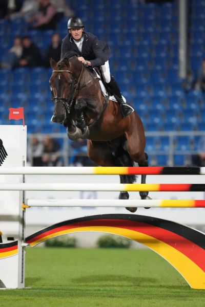 JENSON VAN 'T MEULENHOF Z - Power and precision in perfect balance ...